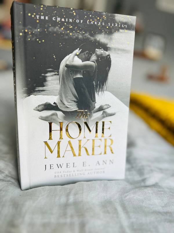 The Homemaker Special Edition Hardcover – Jewel E. Ann Books